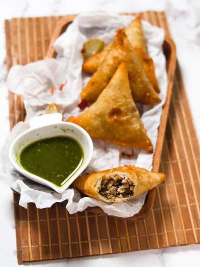 Chicken Samosa - Recipe52.com